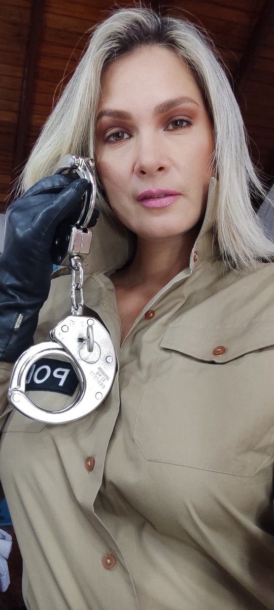 @goddesjoannalrg on Twitter: "The law is here 👇🐖🐖💰https://clips4sale.com/studio/42267/27185443 ...