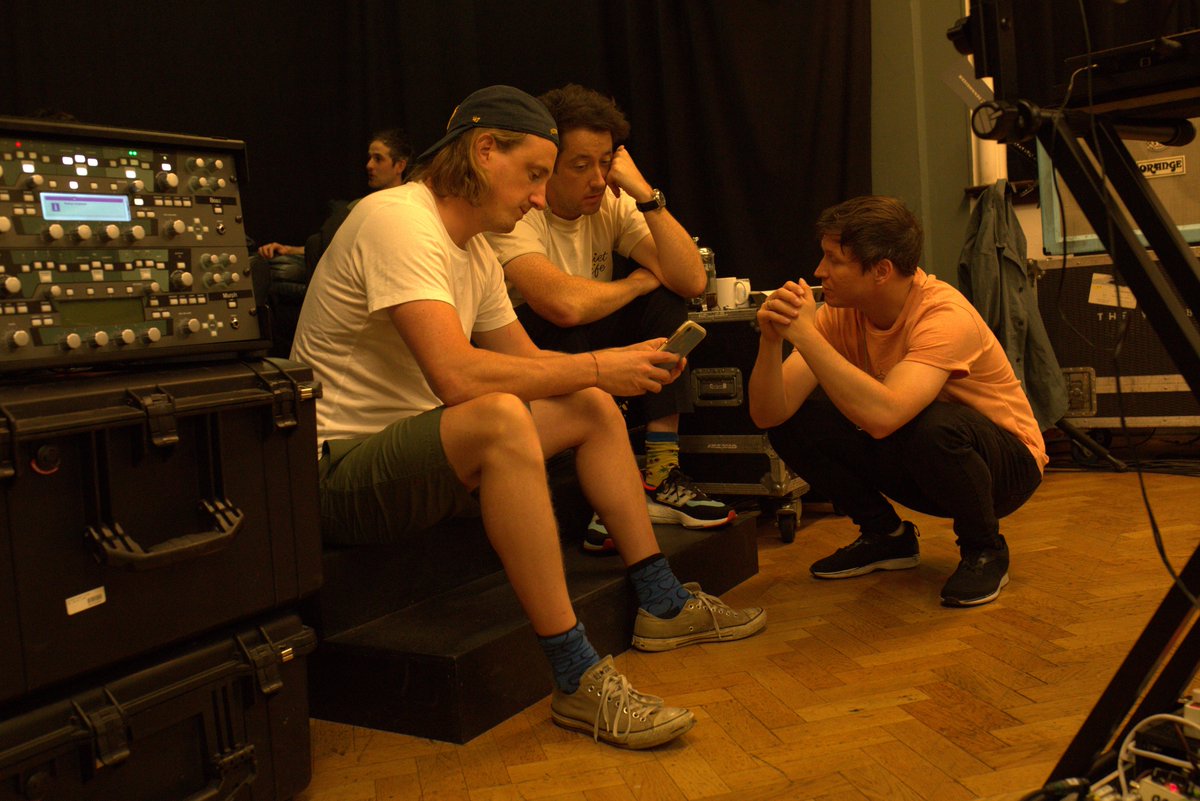 The WOMBATS on Twitter: "What's Dan showing the guys...taking wrong answers only 👇"