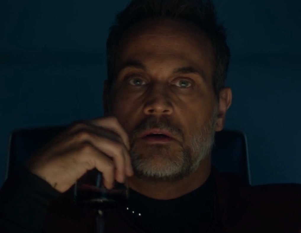 METAL GEAR D ️ on Twitter: "@StarTrek 💯 The Dinner Scene with Captain Liam Shaw onboard on the ...