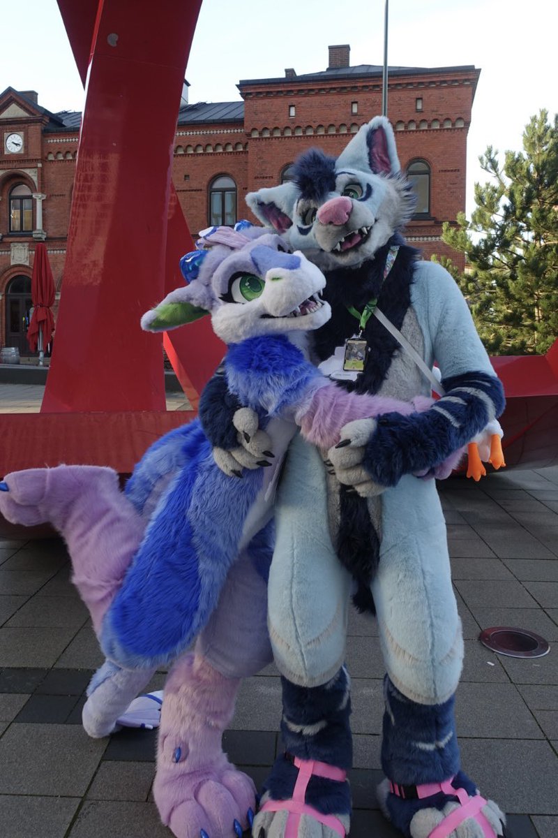 EmilyCreative @NFC on Twitter: "First pictures of Penelope at #nordicfuzzcon Absolutely in love ...
