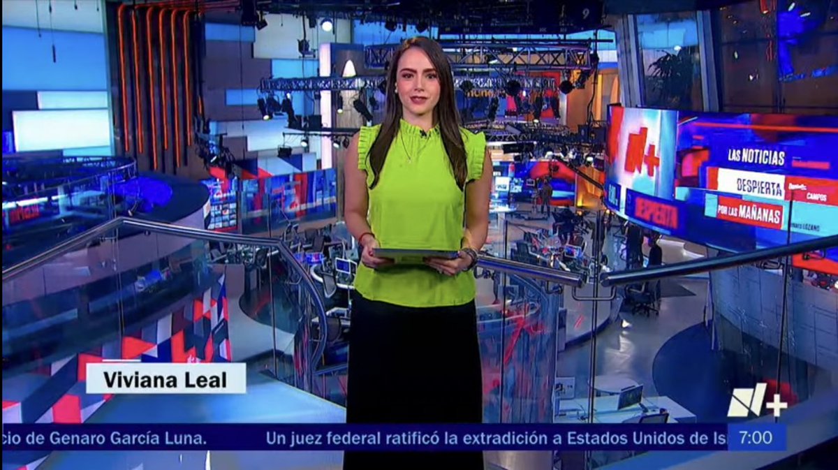 Viviana Leal on Twitter: "📸 que me regalan del noti. Gracias por vernos en #Despierta."