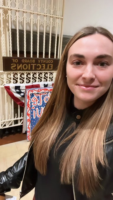 TW Pornstars - Alexandra M. Hunt. Pictures and videos from Twitter.