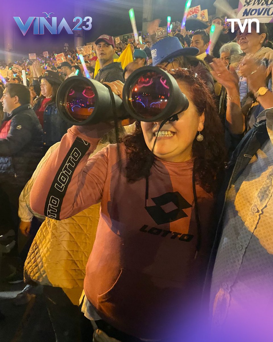 TVN on Twitter: "¡La fanática más preparada para poder ver "en HD" a @alexoficial en #Viña2023 ...