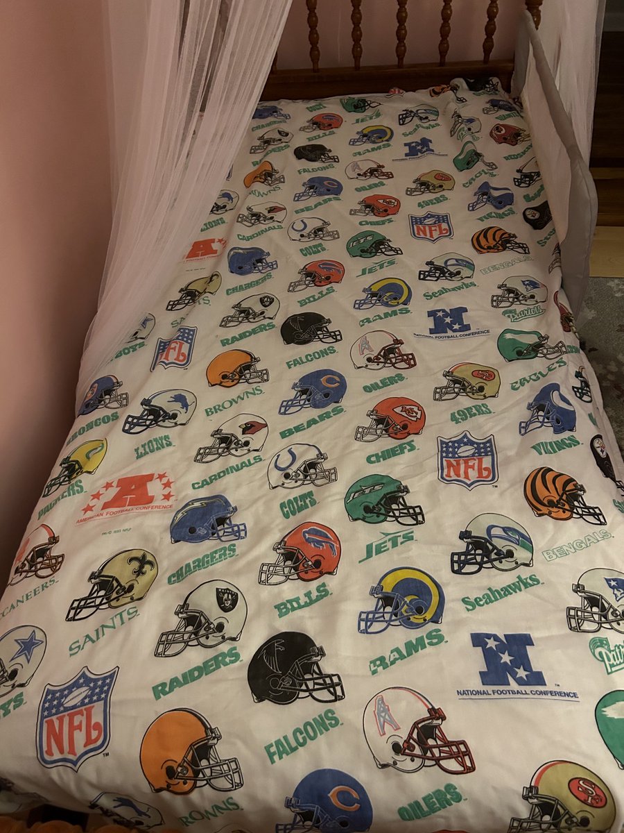 Matt Verderame on Twitter: "My daughter’s new sheets. Same sheets I had way back in the day. Kid ...