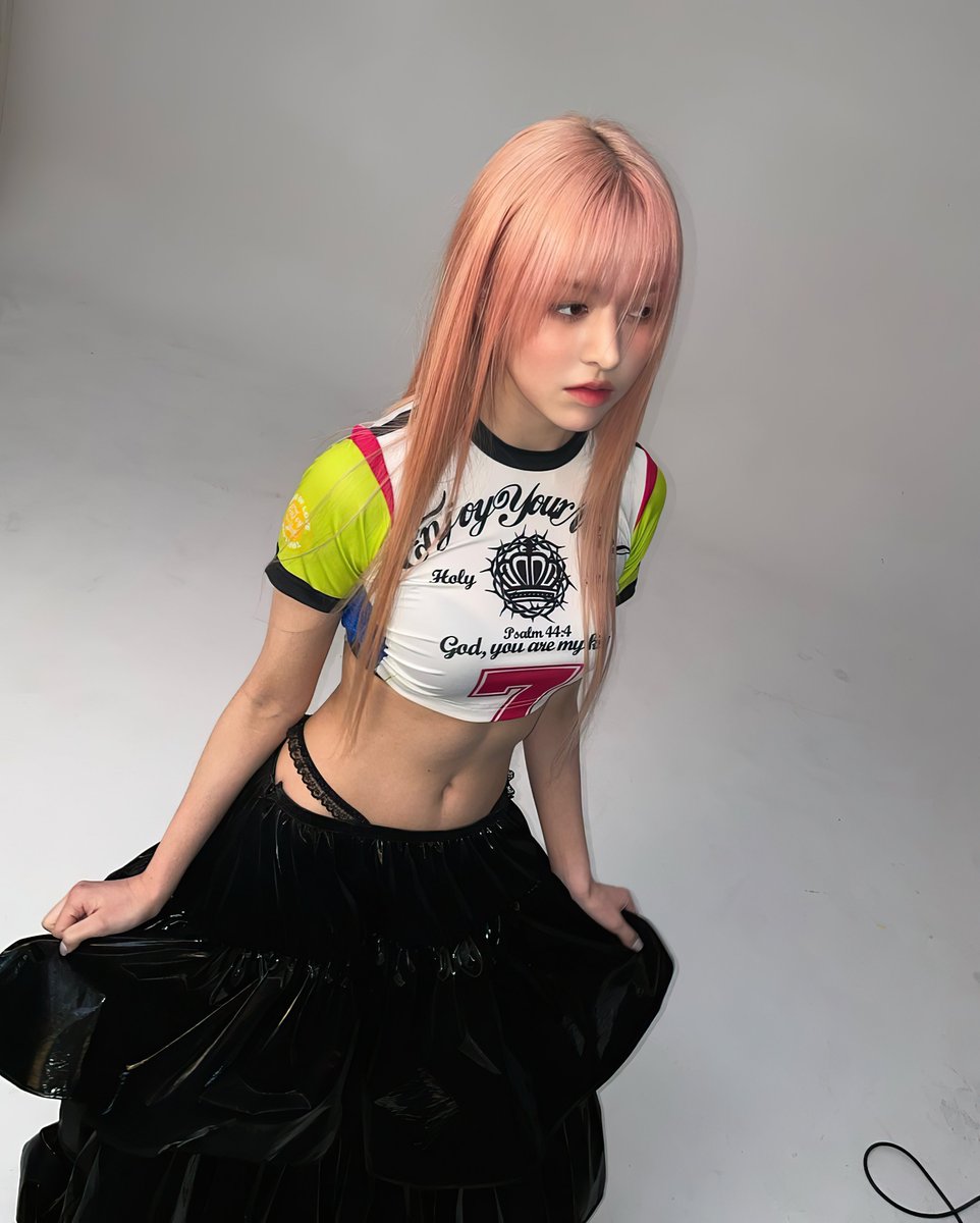 NMIXX Wallpaper🍥 on Twitter: "[RAW] LILY 230222"