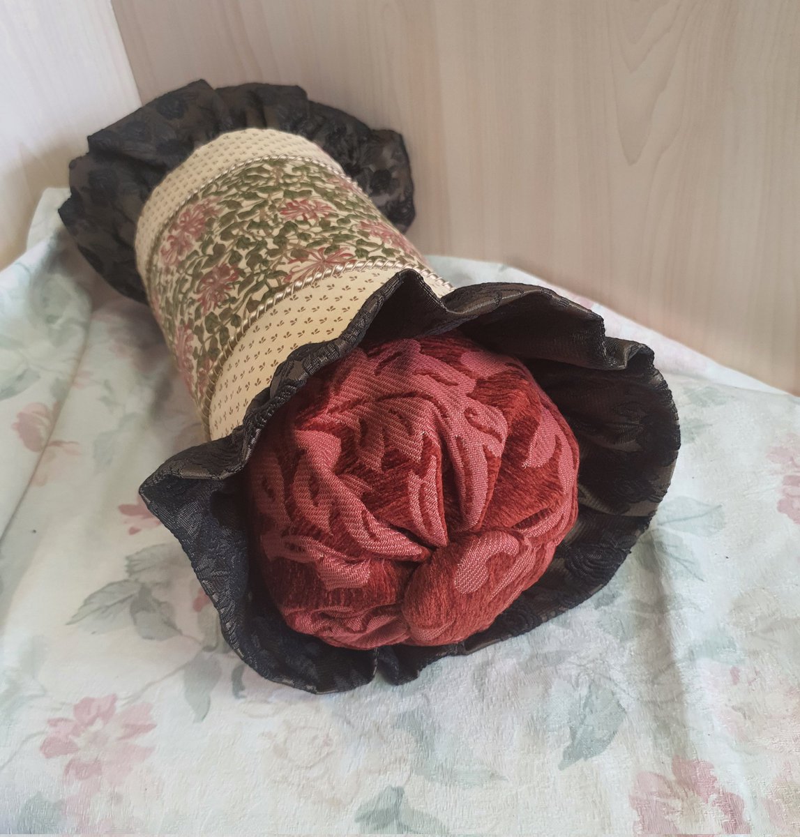 Domowe DekorRacje on Twitter: "Vintage Bolster Pillow, Floral Cotton, Neck roll pillow, Classic ...