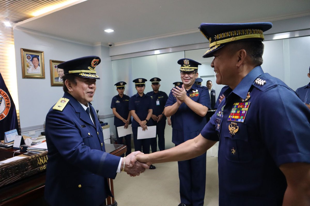 Philippine Coast Guard On Twitter Look Coastguardph Commandant Cg