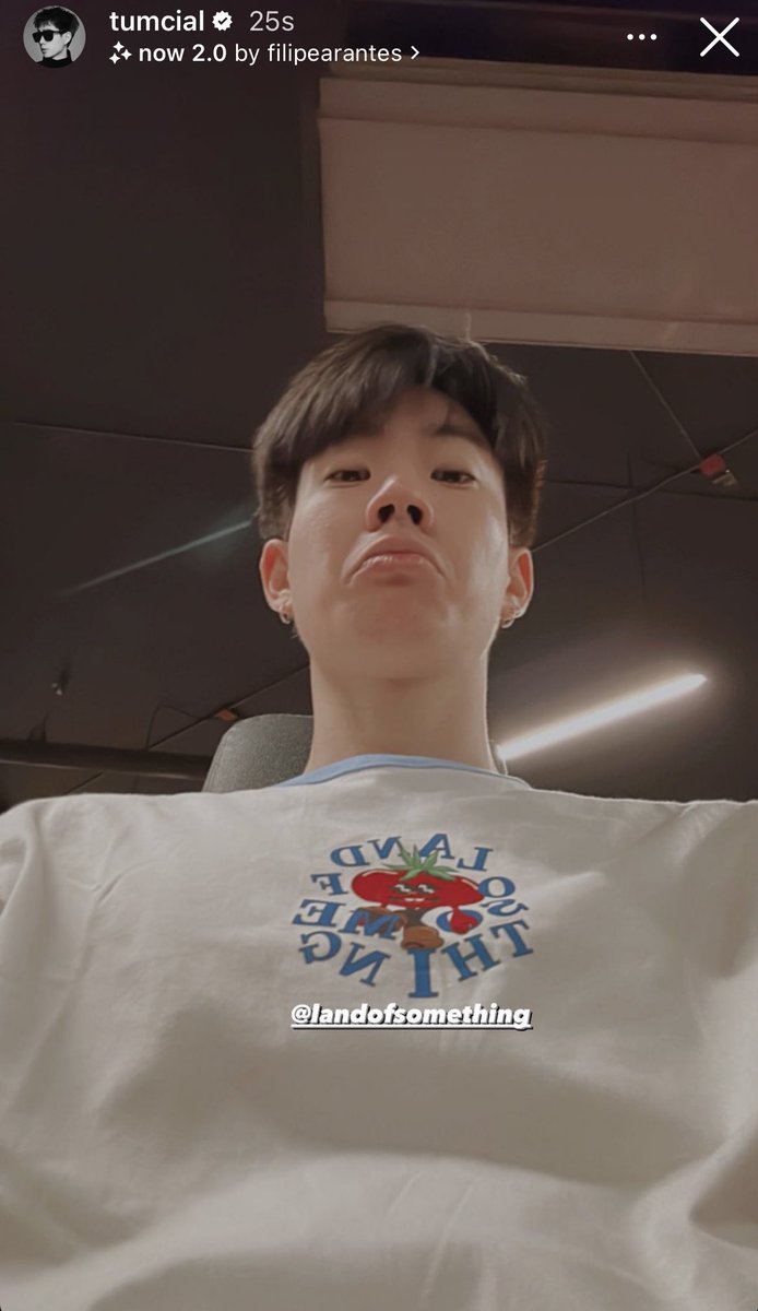 ray on Twitter: "RT @offgun_family: Tomato Boy🍅💖 @off_tumcial 📸 : https://instagram.com/stories ...
