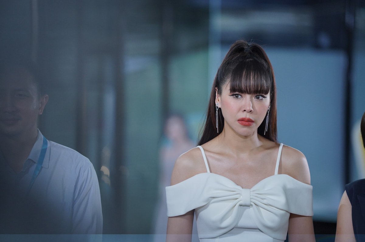 Ch3Thailand on Twitter: "🎬 อุ๊งอิ๊ง ถูกใส่ความ! เกี่ยวข้องการตายของพ่อเลี้ยง เรื่องย่อ #18มงกุฎ ...