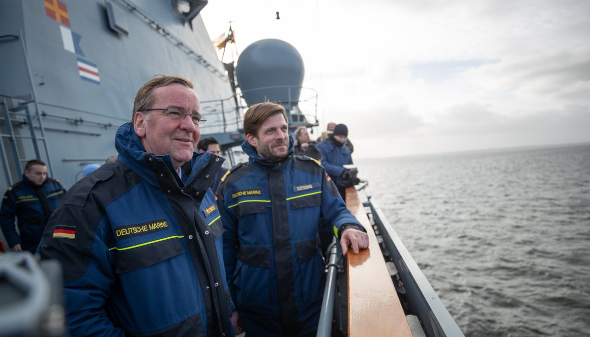Verteidigungsministerium on Twitter: Verteidigungsministerium on Twitter: