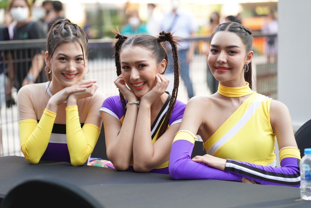 Ch3Thailand on Twitter: "ภาพบรรยากาศหลังเวที #แถลงข่าวฟุตบอล53ปีช่อง3 รับชม Live ได้ที่ Facebook ...