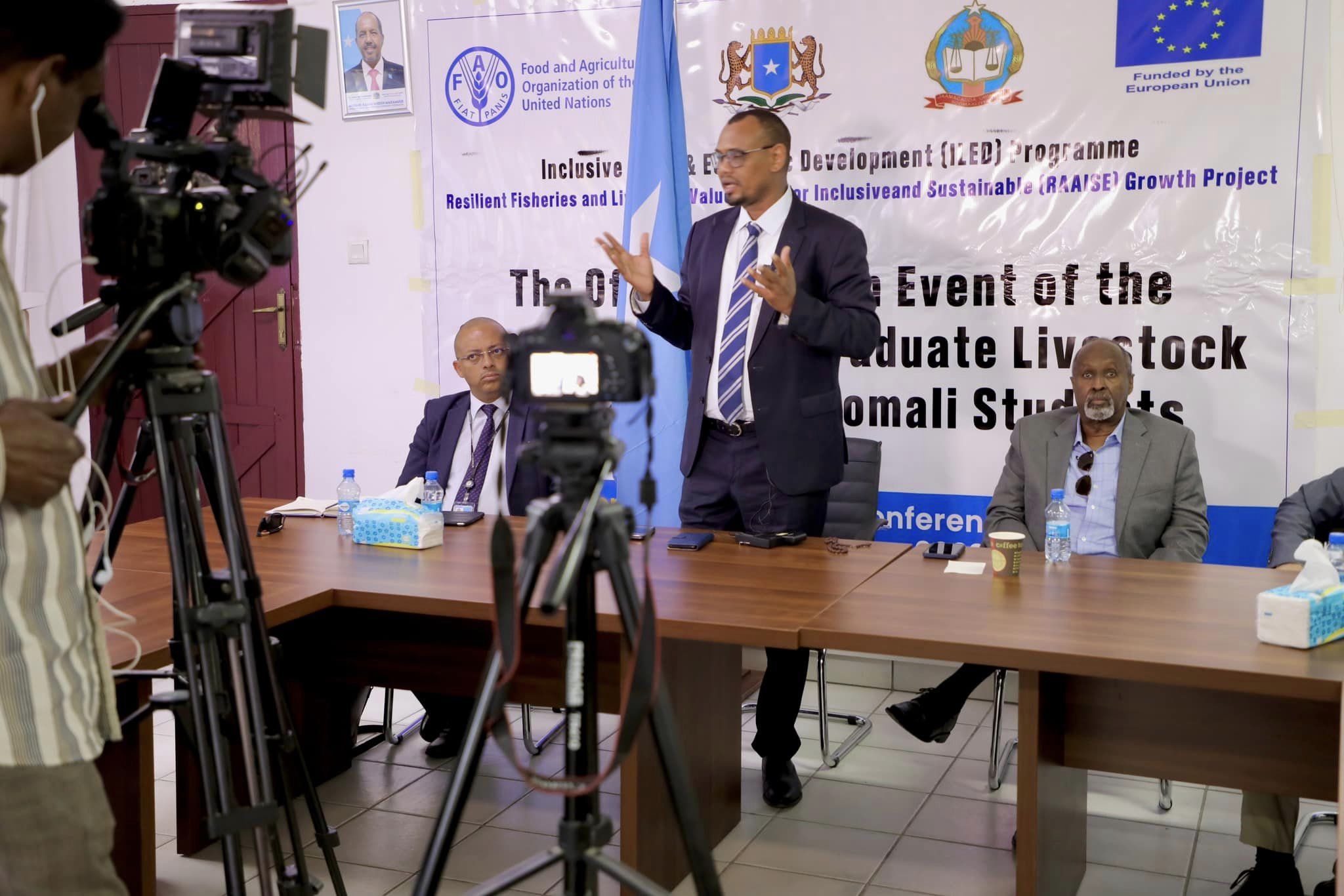 Hassan Hussein Mohamed (@HassanEeley) / Twitter