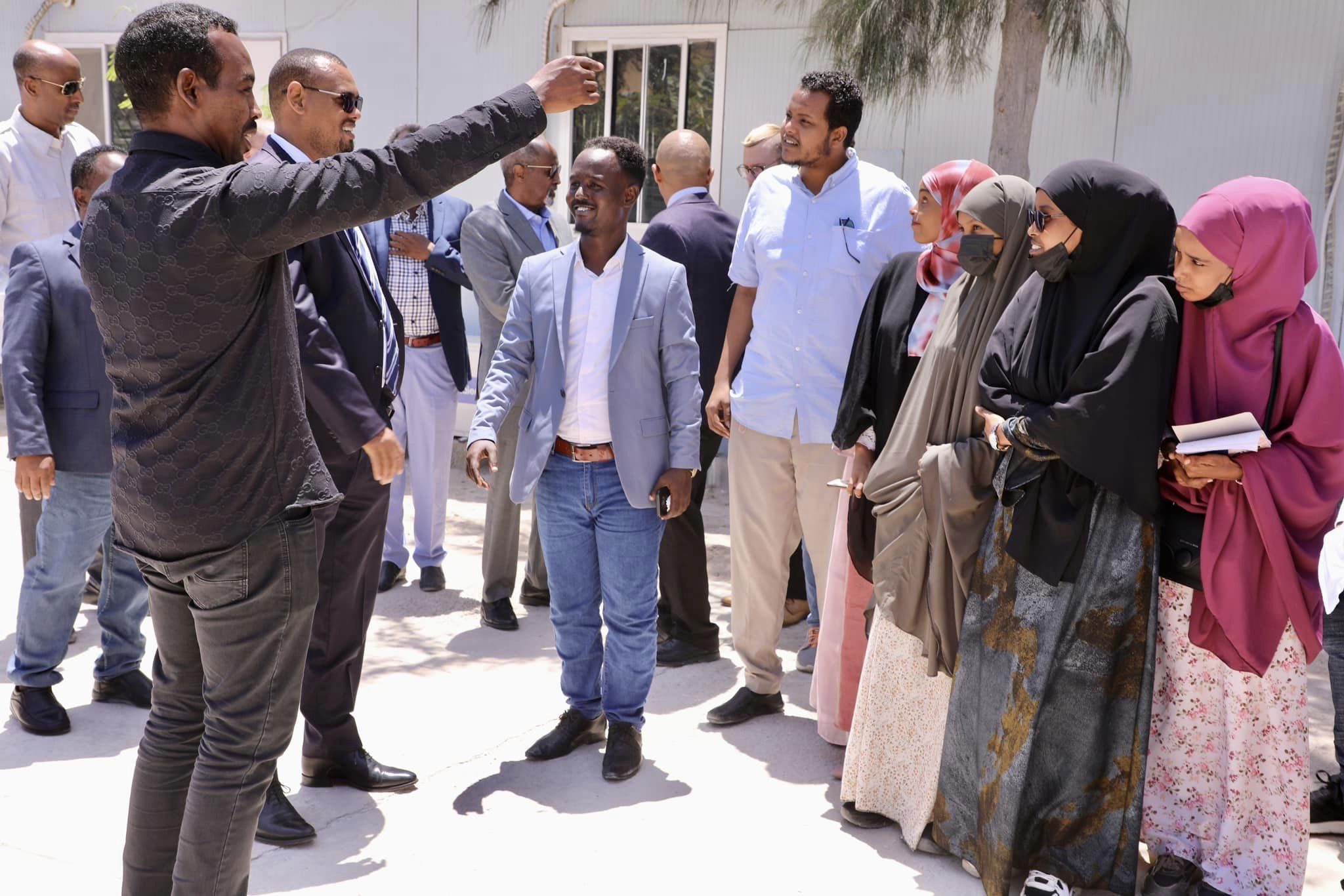 Hassan Hussein Mohamed (@HassanEeley) / Twitter