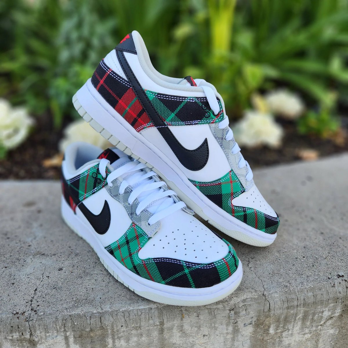 JustFreshKicks on Twitter: "Nike Dunk Low PRM 'Plaid' 🎄 SS:https://bit.ly/3KwIMZ6 Nike:http ...