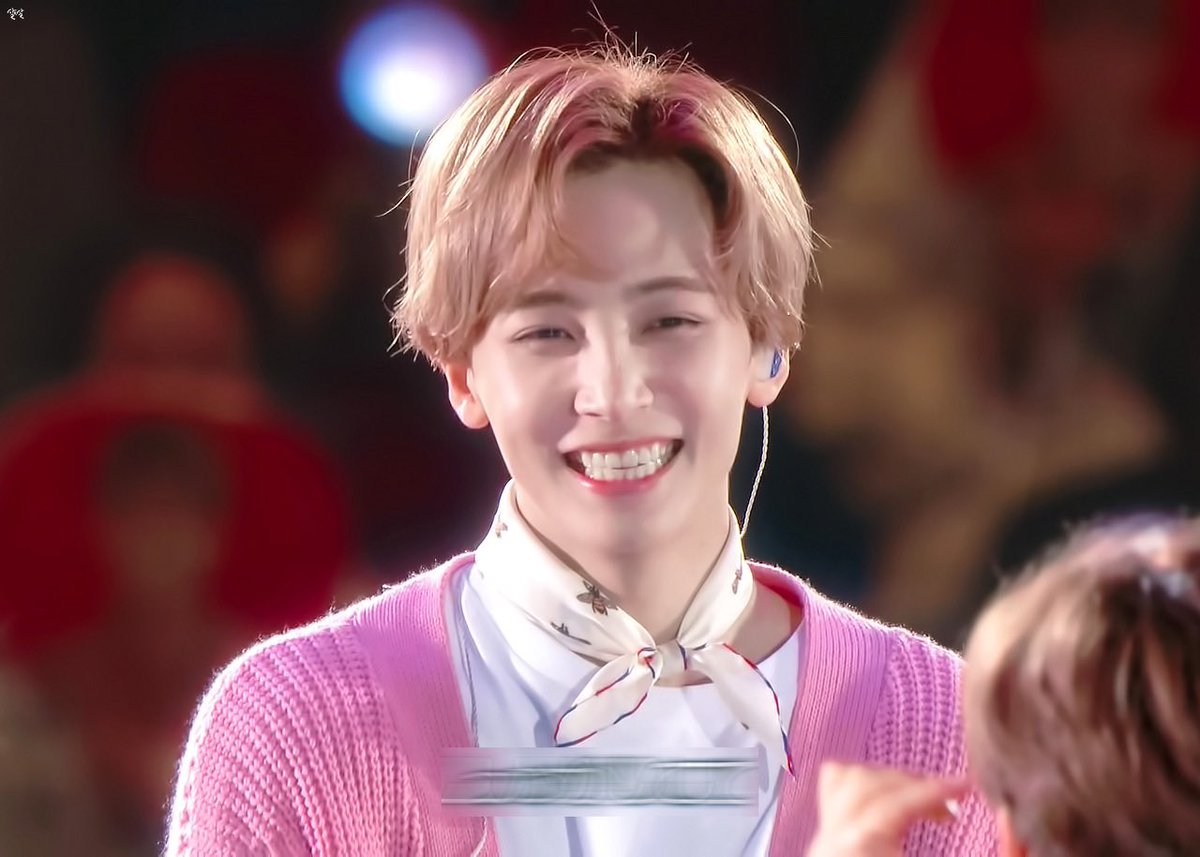 ꪔ̤̫ ꕀ TRISSY ꕀ ꪔ̤̫ on Twitter: "RT @salchisal_1004: 180222 캐럿캠프 #정한 #JEONGHAN #세븐틴 #SEVENTEEN ...