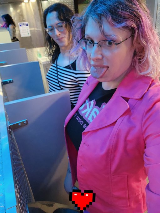 TW Pornstars - Nikki Glitch V_4.85 🔞. The most retweeted pictures and ...