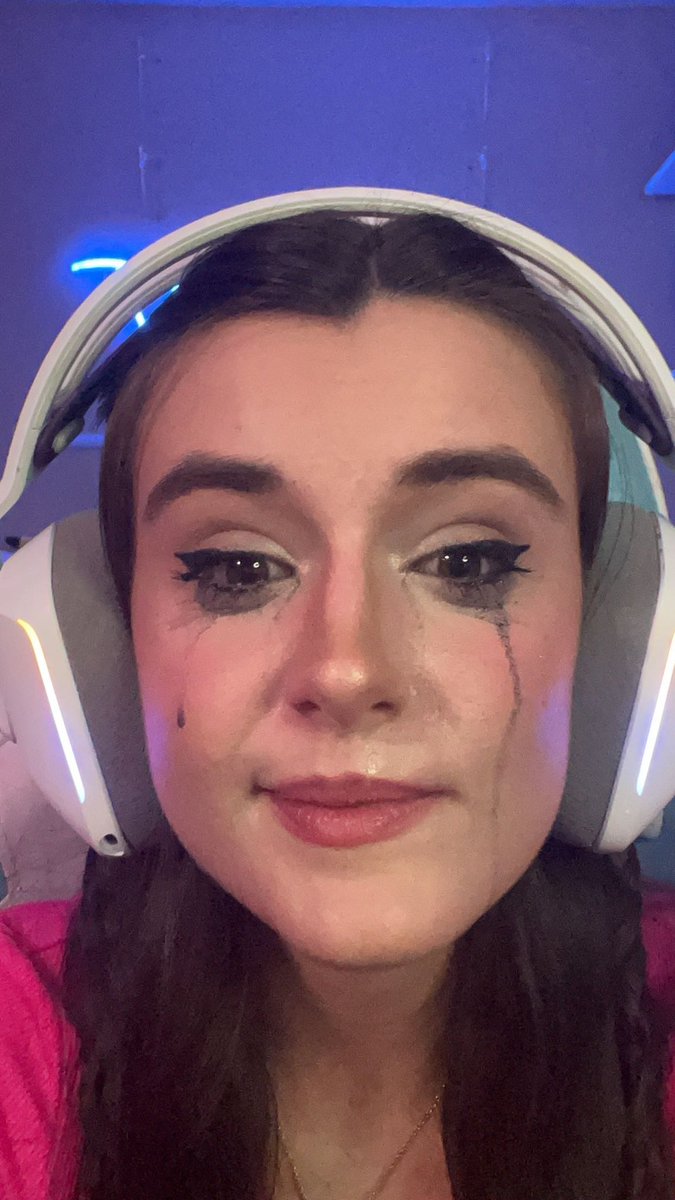 Maggie Roscher on Twitter: "last of us part 2 be like : #lastofus"