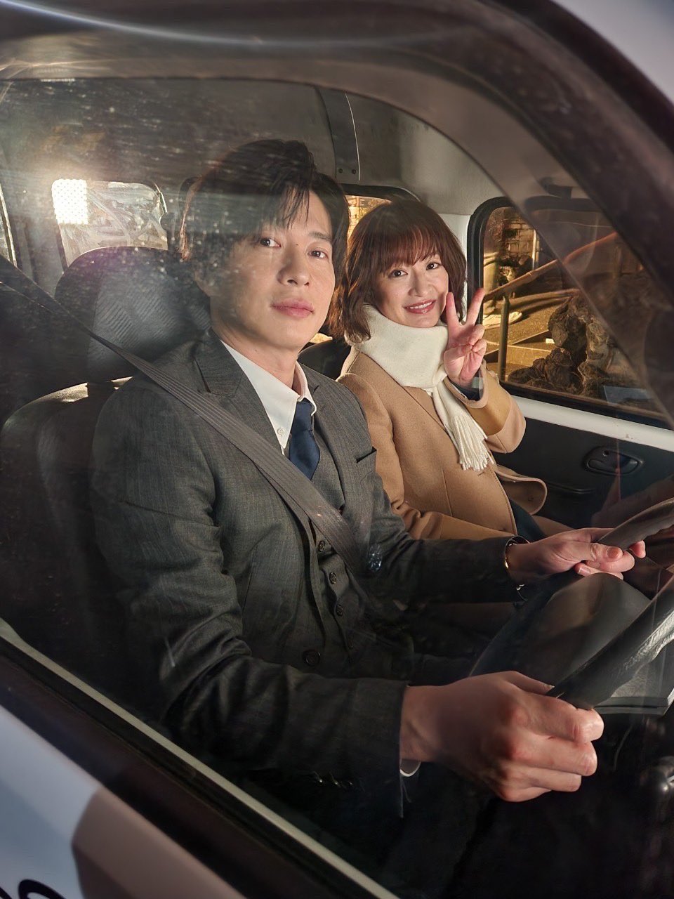 リバーサルオーケストラ【公式】第8話3月1日夜10時放送 水曜ドラマ On Twitter オフショ公開🌟本日2枚目はこちら🙌 朝陽さまの🚙はまさかの常葉酒造の軽😂ズーンとした場面でも現場