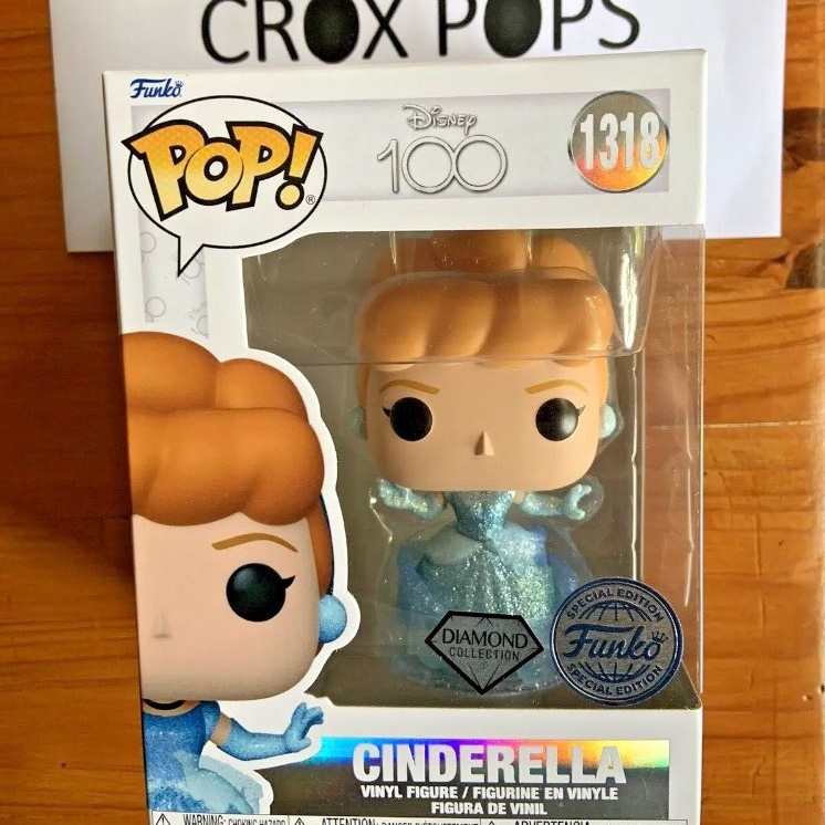 Funko POP News ! on Twitter: "First look in person at Barnes exclusive Diamond Cinderella Funko ...