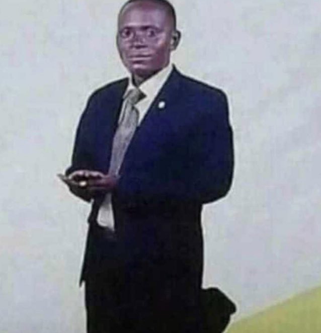 Toyor On Twitter RT daddyoyoyoo I Paid 400 Naira For This Bread toyor-on-twitter-rt-daddyoyoyoo-i-paid-400-naira-for-this-bread