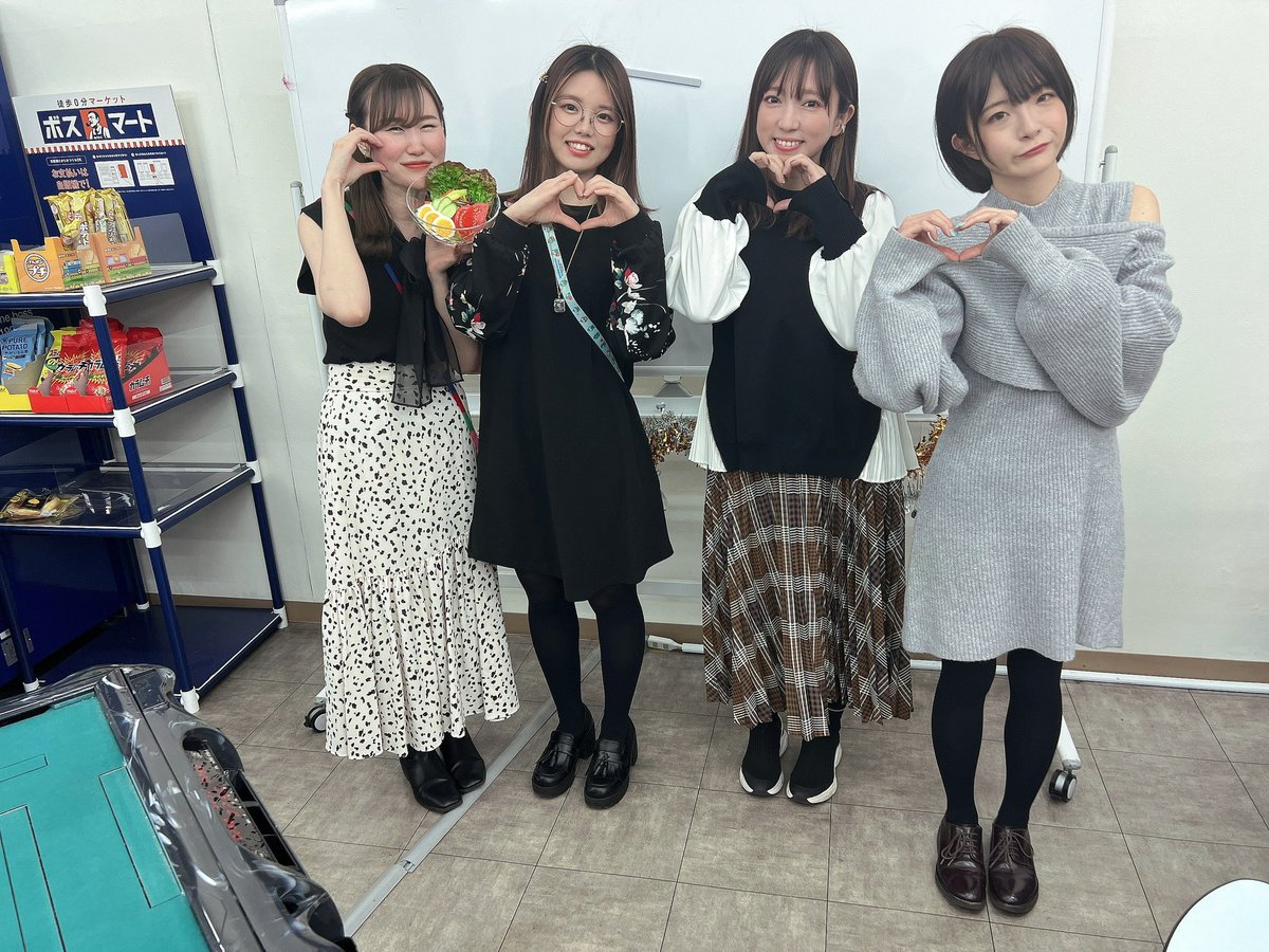 トモ On Twitter 2月18日の土曜日は まあじゃん京王のsrc大会に 参加してきました。 長谷川栞さん、小條薫さん、 山本亜衣さん、空川サラダさんが 参加する大会で岩間琢朗さんと