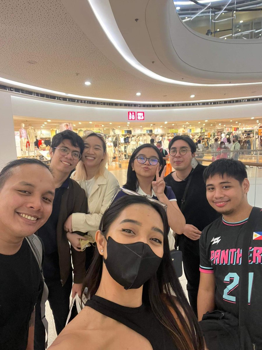 rafa in SF march-april ( ‿ ) on Twitter: "jgh from work and dinner with twitch frennies !! degen ...