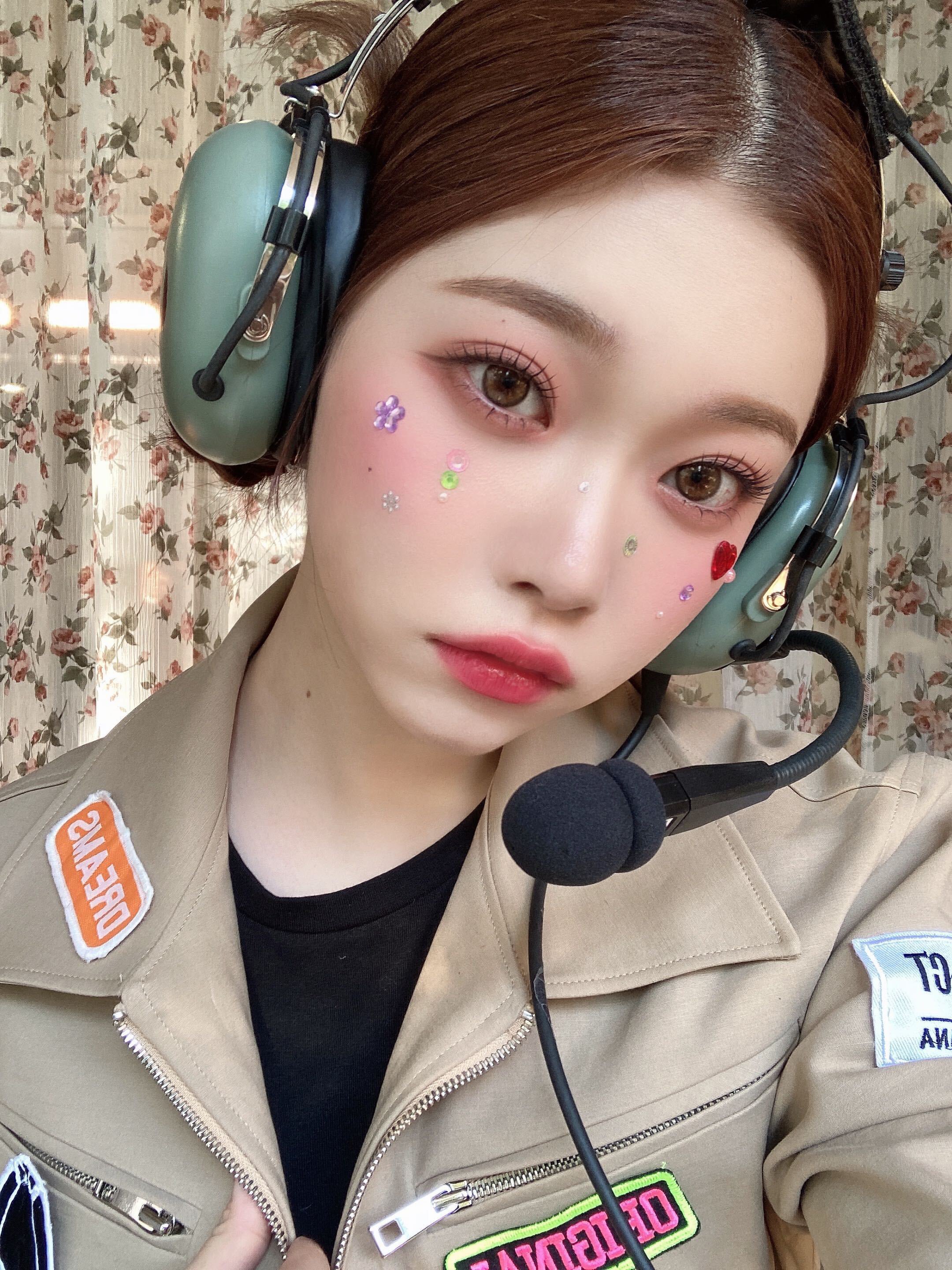 Billlieofficial On Twitter [ 츠키] 🎮💚 여기 츠키 캡틴입니다🕹️🕹️ Billlie Letter