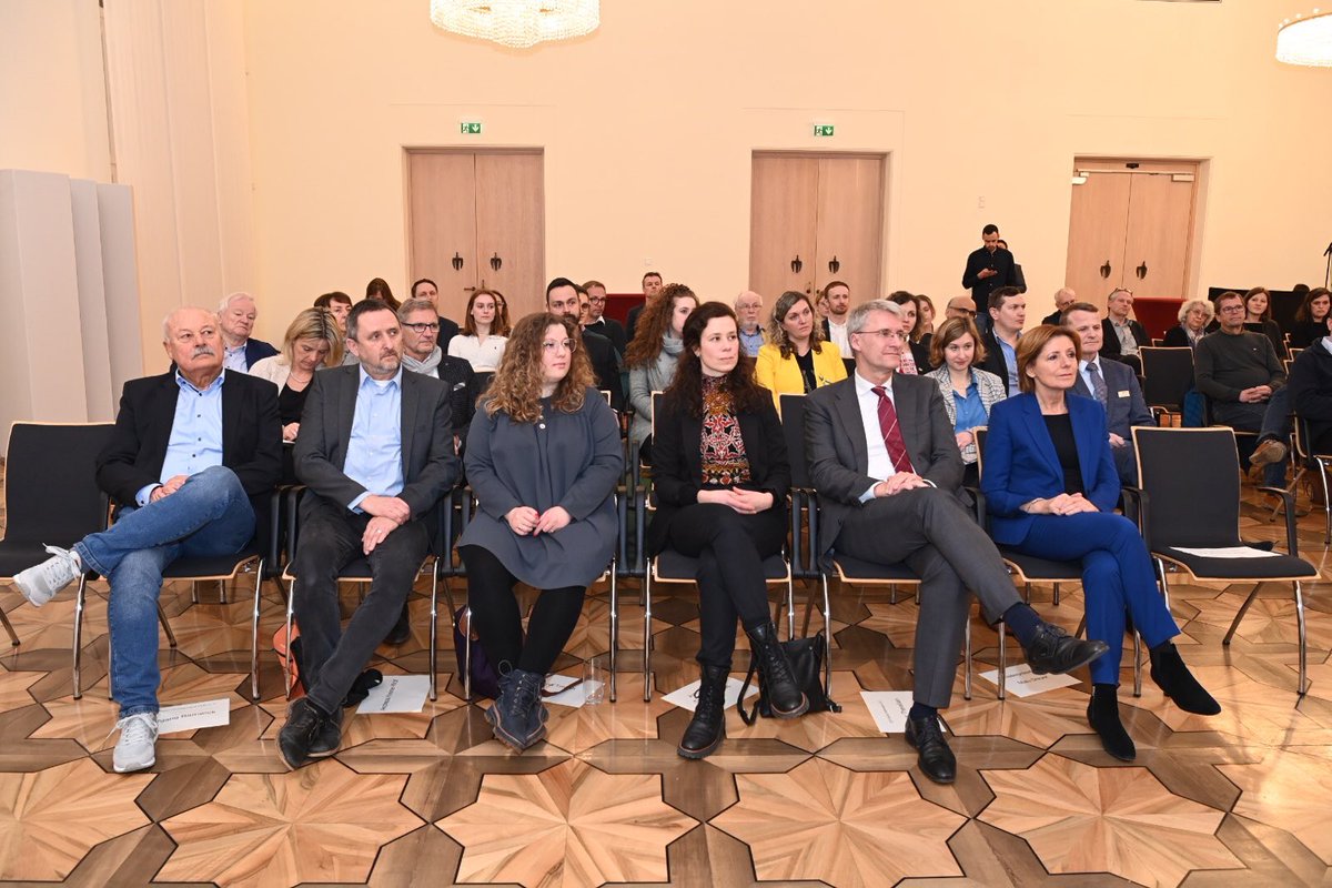 Landesregierung Rheinland-Pfalz on Twitter: Landesregierung Rheinland-Pfalz on Twitter: