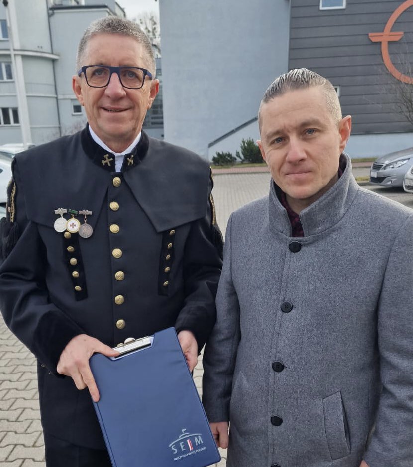 Grzegorz Matusiak 🇵🇱 on Twitter: "Nie było przeprosin - będzie proces. Dziś złożyłem pozew ...