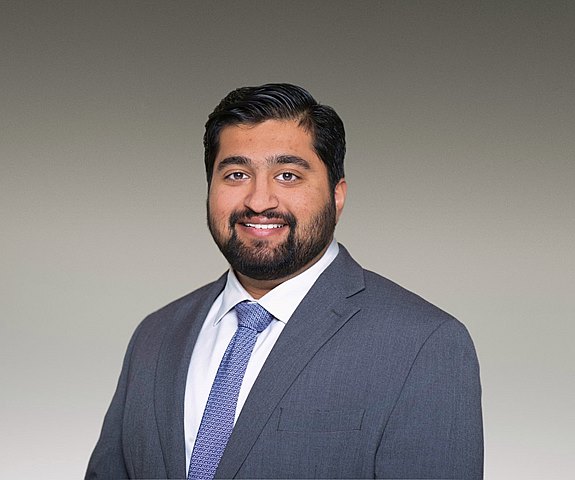 BloodHorse on Twitter: "Ahmed Named KHRC Deputy Executive Director https://bit.ly/3YUwzSc"