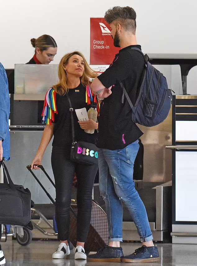 🌊 Wanderlust 🌊 on Twitter: "Dannii Minogue and her boyfriend arriving in Sydney ready for ...