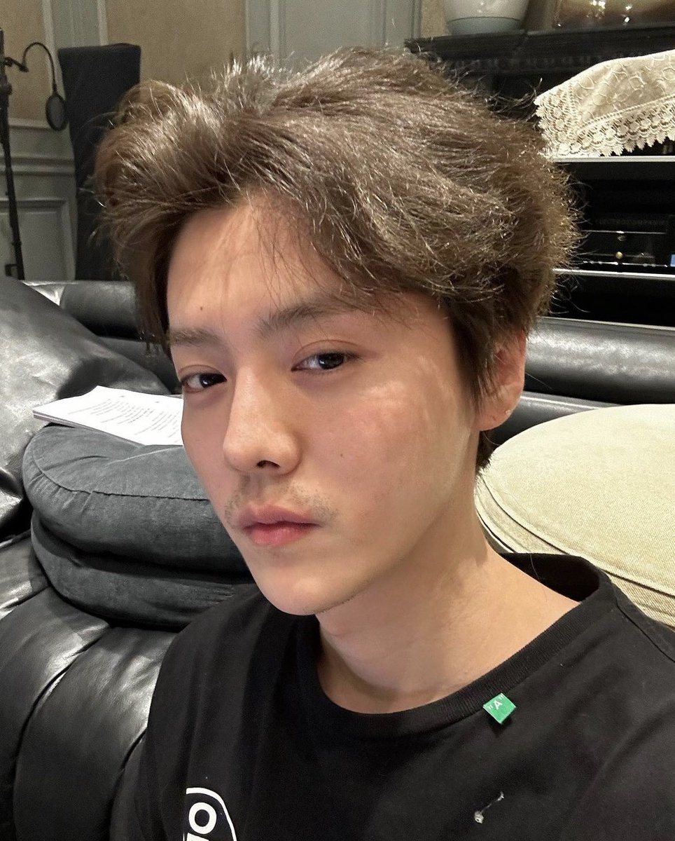 TOEI♡~☆ on Twitter: "RT @beloved0420: [24022023] ลู่หานอัพ IG: ดีใจ!!! 🔴🔴🔴!!! #Luhan / เมื่อคืน ...