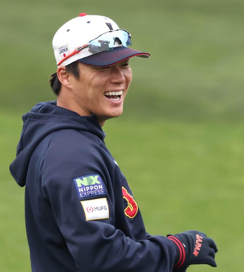 スポーツ報知 大阪写真担当 on Twitter: "笑顔の #山本由伸 投手 #野球 #baseball #侍JAPAN #WBC #スポーツ報知 の #侍ジャパン 情報はこちら👇👇 ...