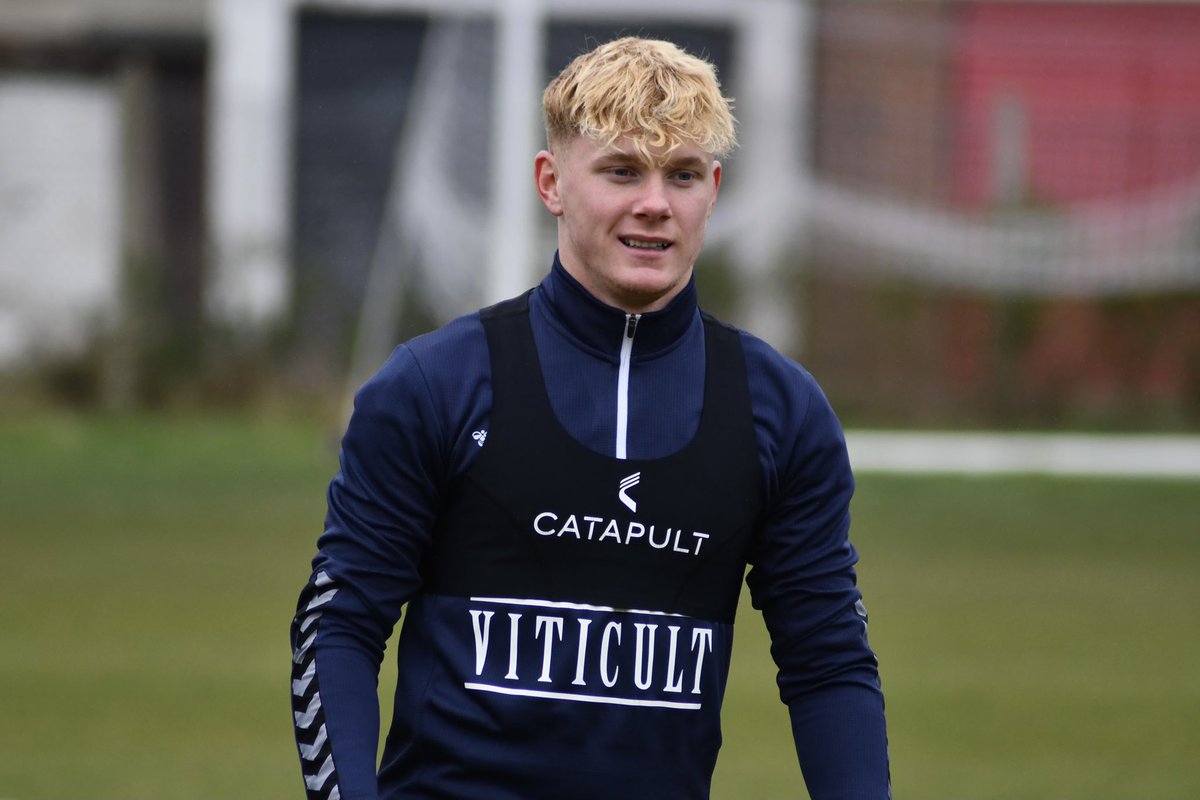 AFC Wimbledon on Twitter: "Weekend pending ⏰ #AFCW 🟡🔵"