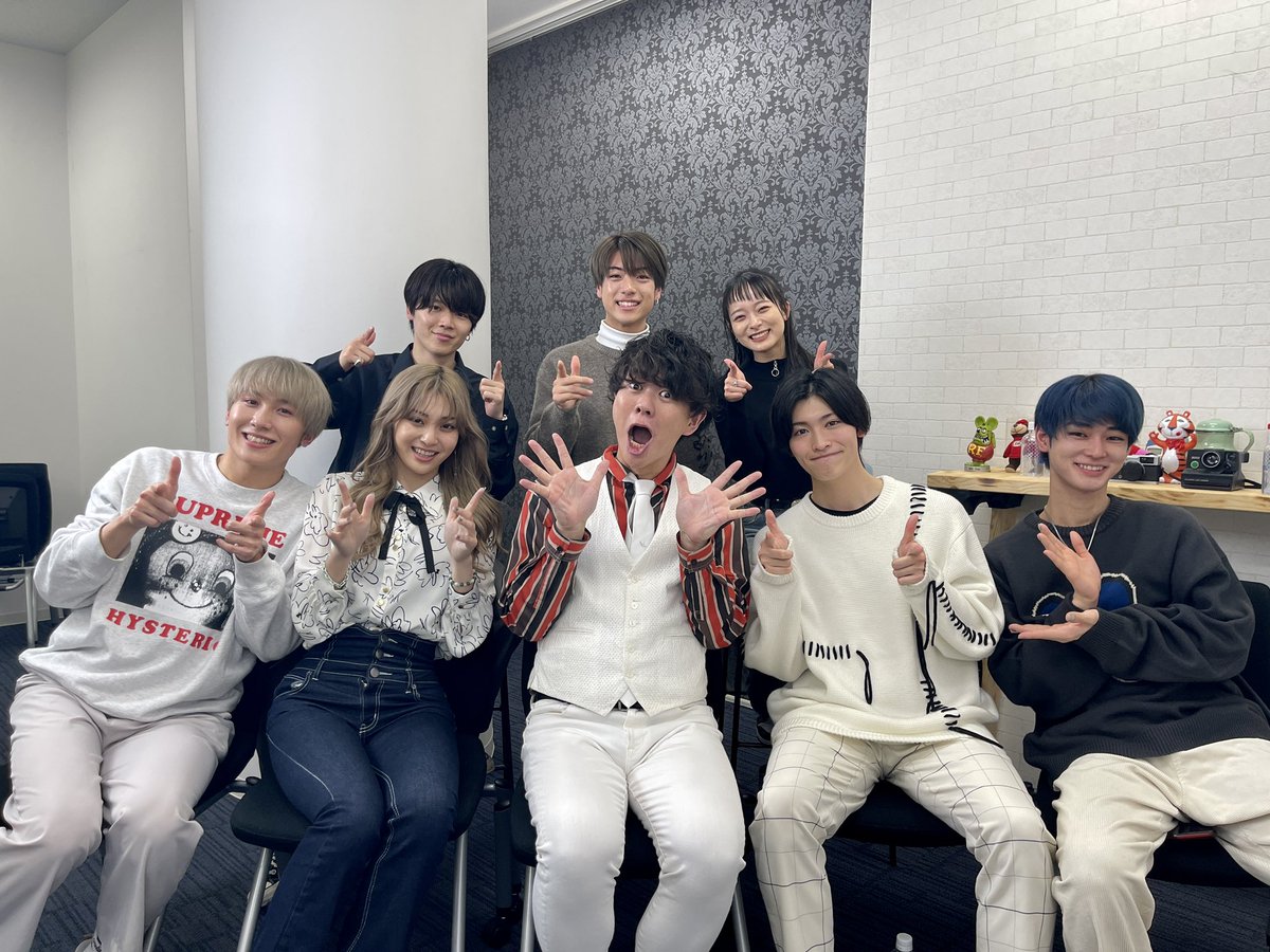 GENIC official on Twitter: "「アメムラTV 」#6 GENICスペシャル生配信、ご視聴いただき、ありがとうございました🔥 また遊びにいかせてくださいね😻 #アメムラ ...