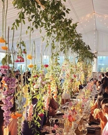 evi on Twitter: "@kdrama_menfess lebih suka vibes nikahannya gong hyojin inii nderrr 🤍 https://t ...