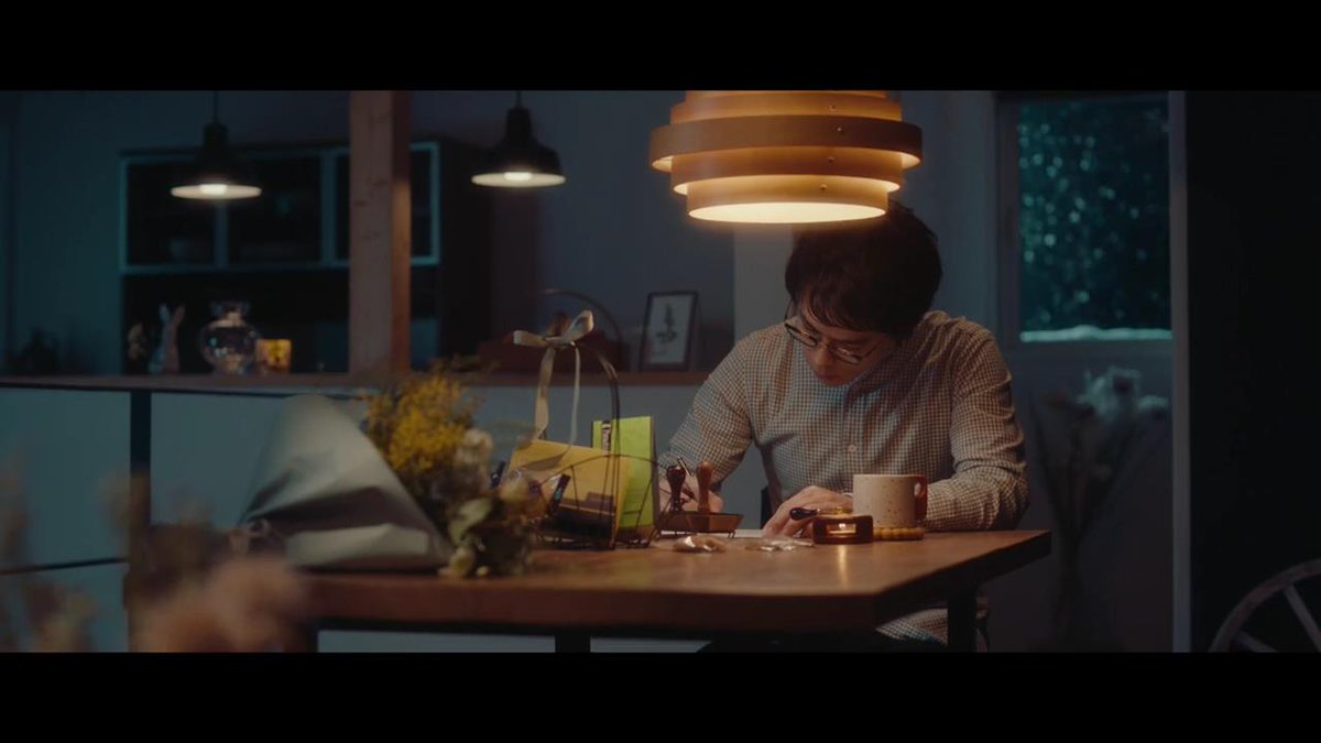 動画NOW on Twitter: "ロイズ のCM 「ロイズホワイトデー」篇。 https://douganow.jp/archives/20230224320537.html…"