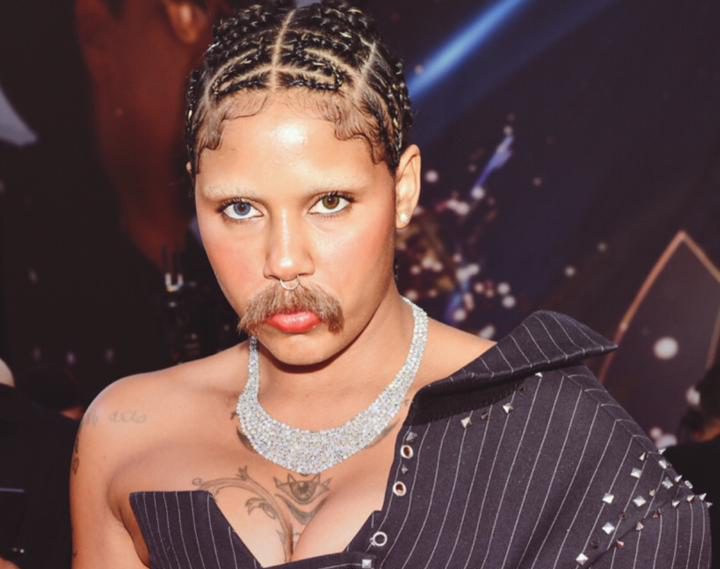 El poderoso mensaje detrás del viral look de Tokischa en Premio Lo ...