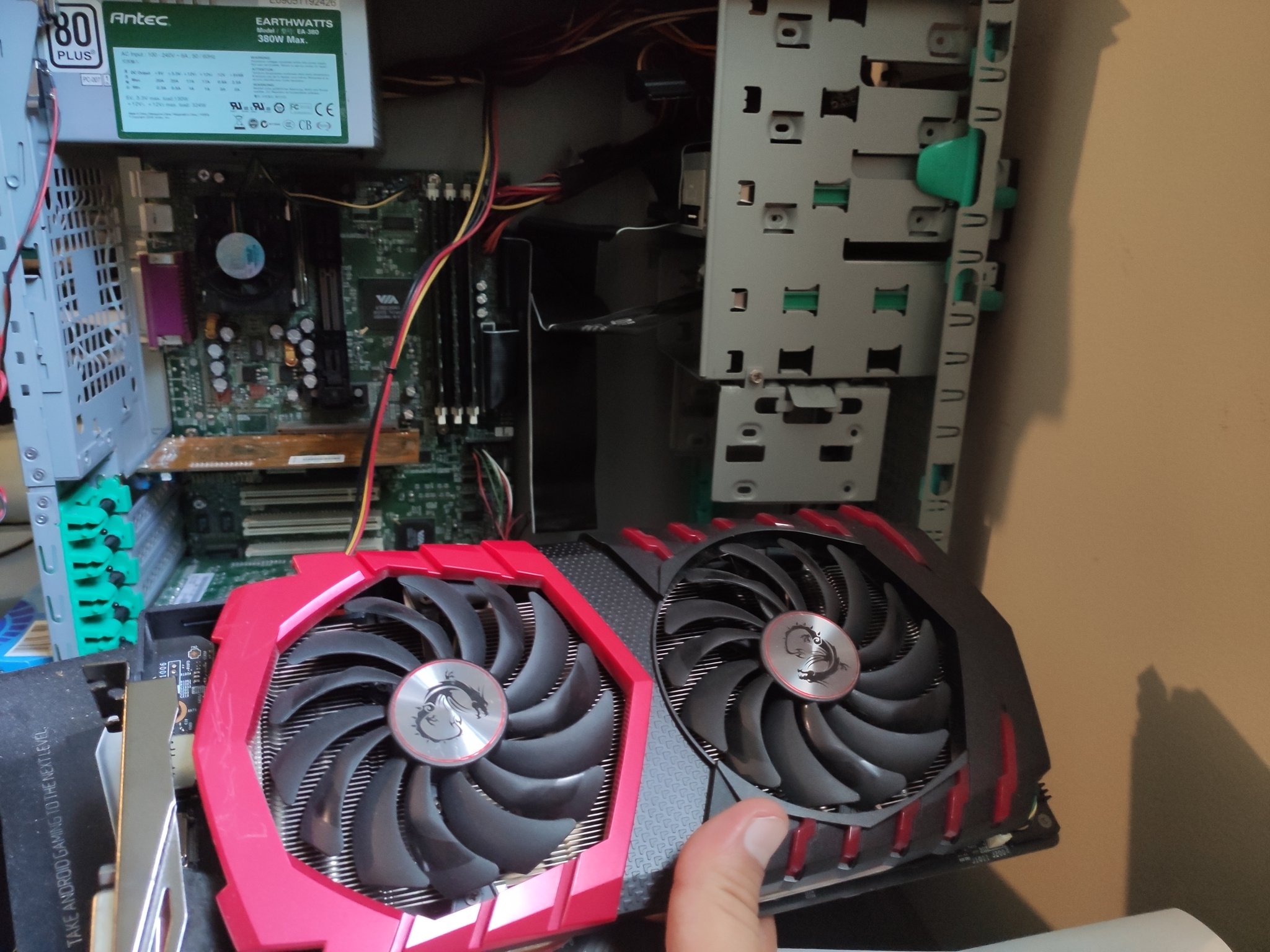 Linus Tech Tips on Twitter: "NEW TECHQUICKIE: Fake Graphics Cards Are Everywhere https://t.co ...