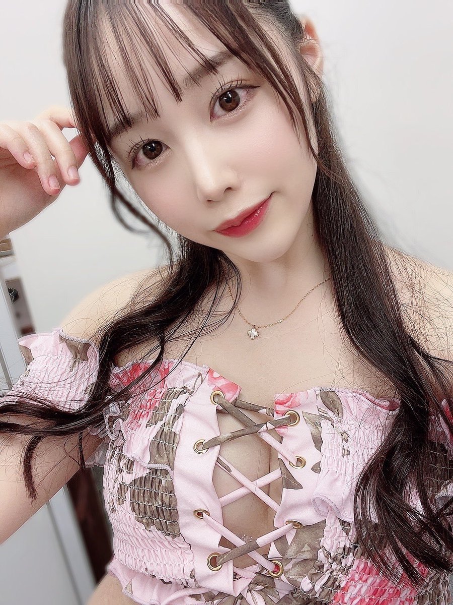 白川 ゆず(@yuzu_shirakawa) #AVを見るならAV女優のためにAVを買おう AV女優のエロギャップ選手権 @niceboobslist