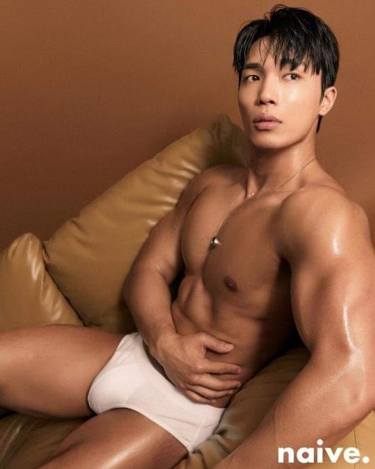 Hot Dudes Good Mood 🇺🇦 on Twitter: "Marvelgym_suho by Naive Studio Seoul 📸"