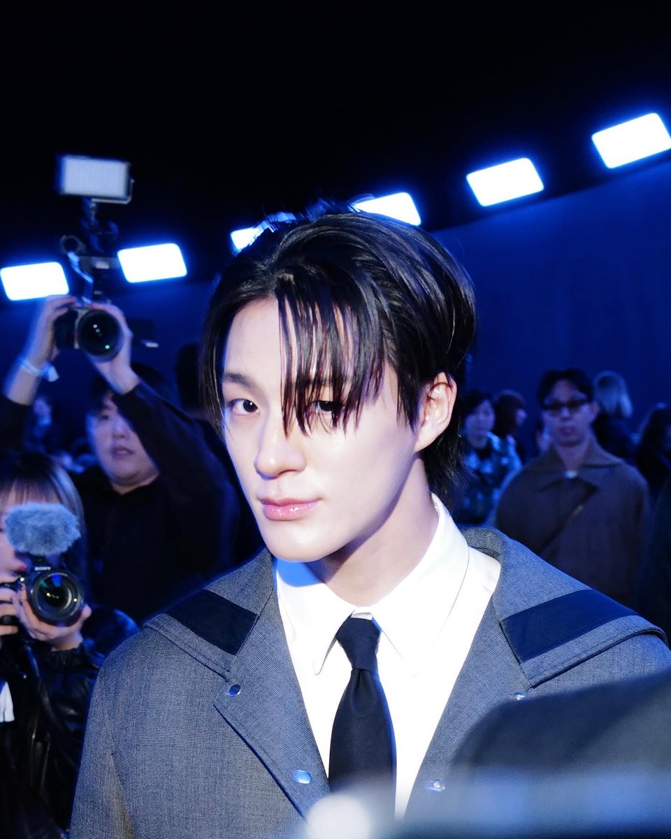 NCT DREAM CENTER on Twitter: "230225 NCT DREAM #JENO for Ferragamo FW23 Milan Fashion Week Show ...
