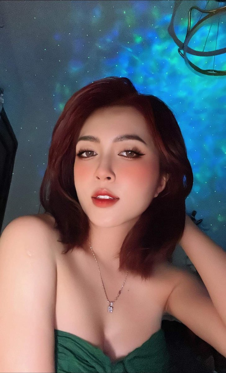 Vietnam Sexy Celebs on Twitter: "Kim Ngân FapTV càng ngày càng xinh đẹp quyến rũ 😍"