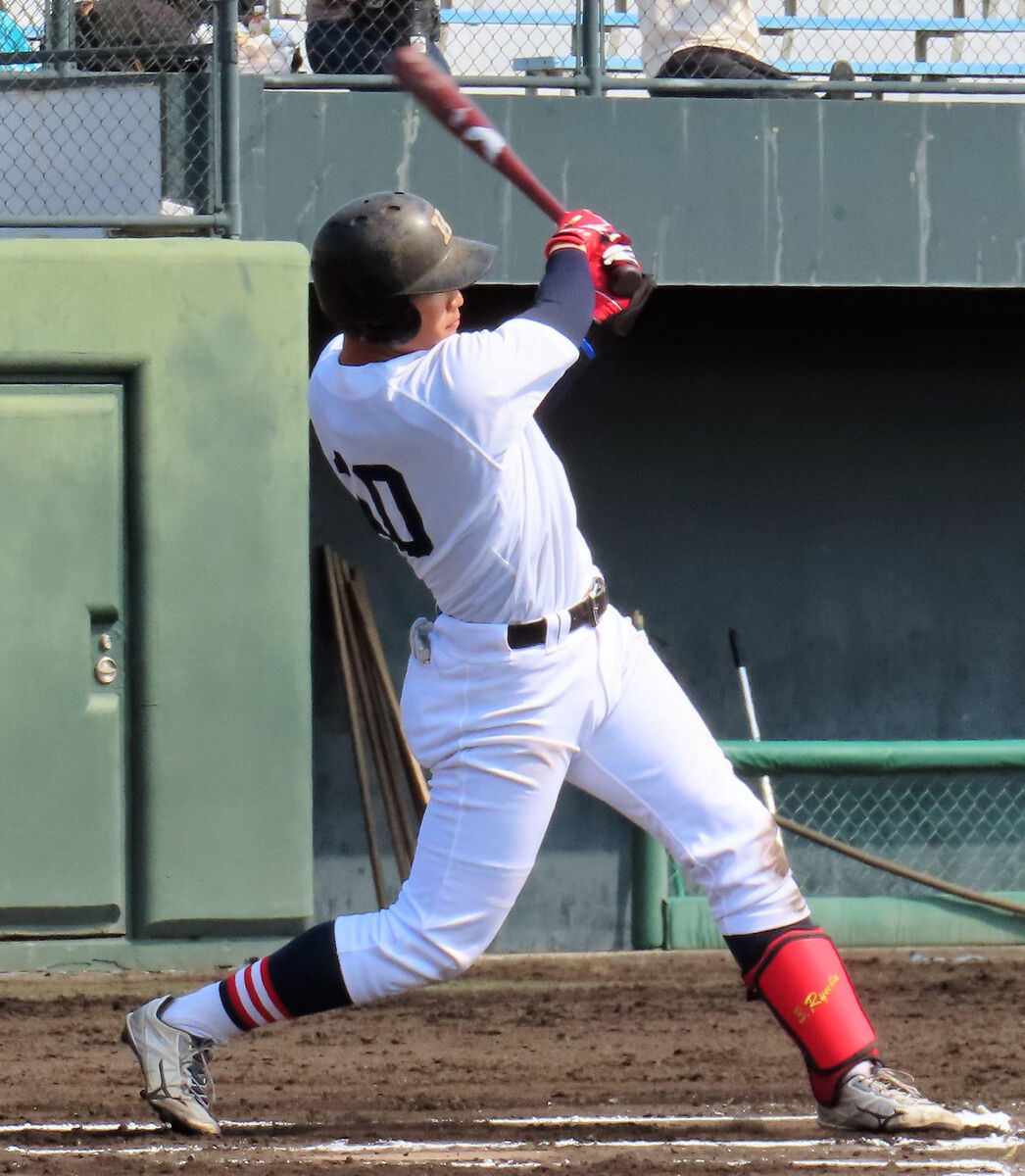 スポーツ報知 プロ野球取材班 on Twitter: "【 #大学野球 】慶大のドラフト候補・広瀬隆太が今季初実戦で安打＆二盗「走れるところは走っていきたい」 https://hochi ...