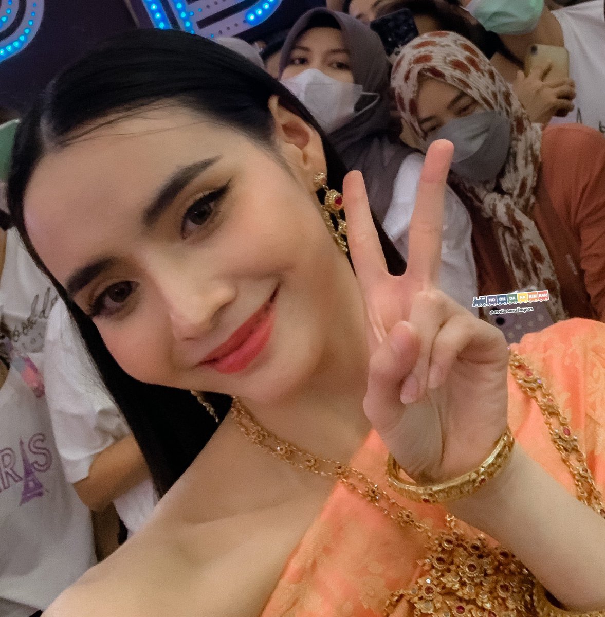 ตัวจี๊ดシ on Twitter: "RT @mookdastation: เซลฟี่เซลใจปากเป็ดในตำนานที่ฆ่าไม่ตายไม่เคยจางหาย🐣😊😁 ...