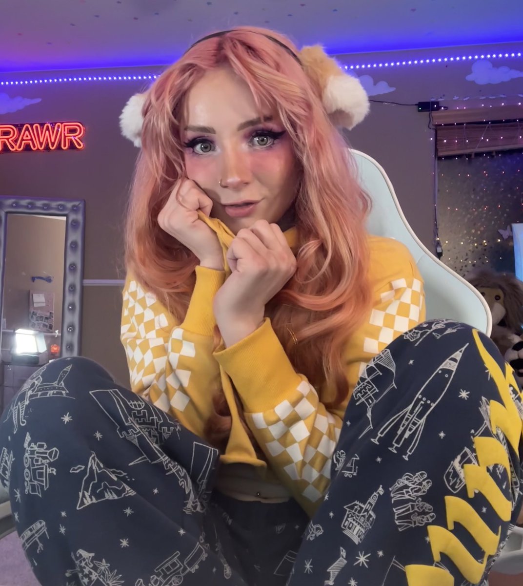 hey, you, wanna game w me? Its Kristie Bish 🌸 @itskristiebish