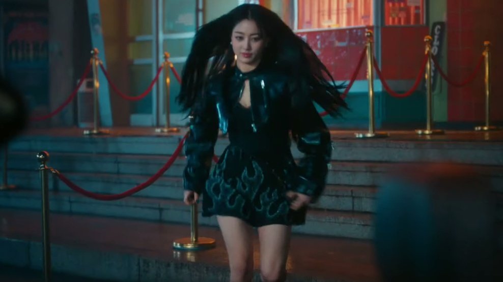 pew on Twitter: "RT @DailyJlHYO: jihyo is killing me OMG"