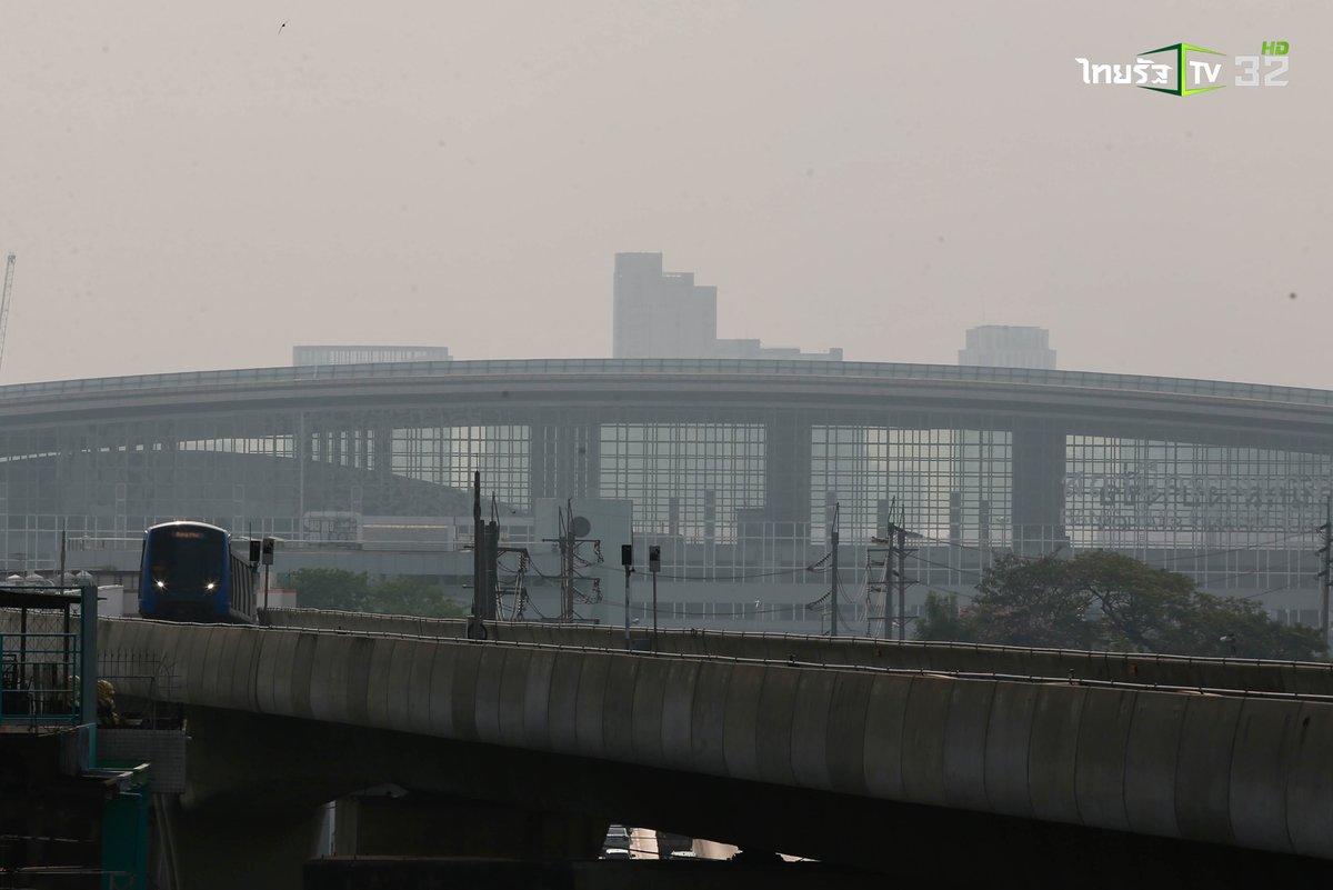 ThairathTV on Twitter: "10 มีนาคม 2566 : วันนี้ PM 2.5 ระดับสีส้ม มีผลกระทบต่อสุขภาพ⁣ ⁣ ภาพ ...