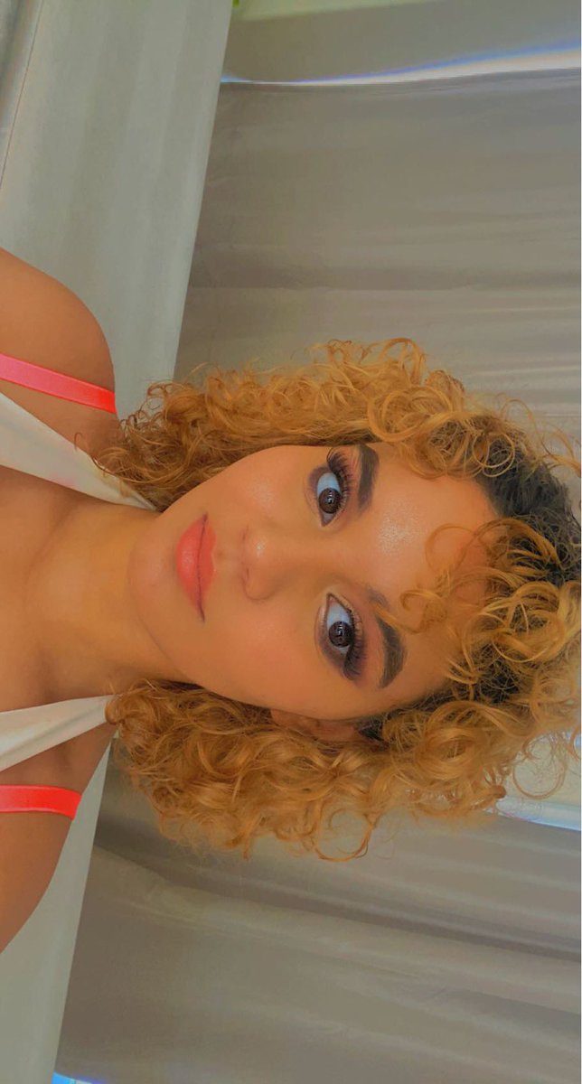 My very first Pornshoot Princess Crystal 🏳️‍🌈💕 (DC) @chasinggcrystal