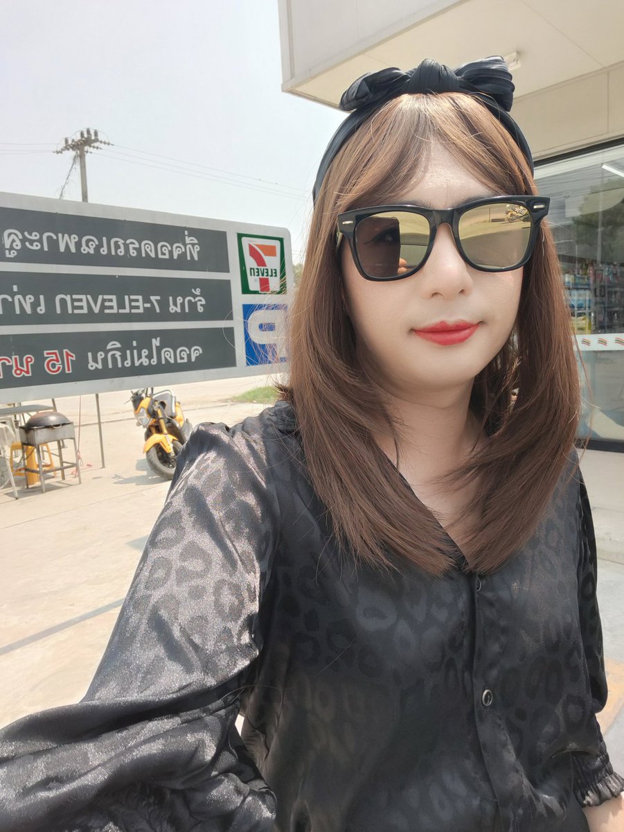นายหญิงแพน On Twitter แวะซื้อถุงยางที่เซเว่นก่อนนะ🤭